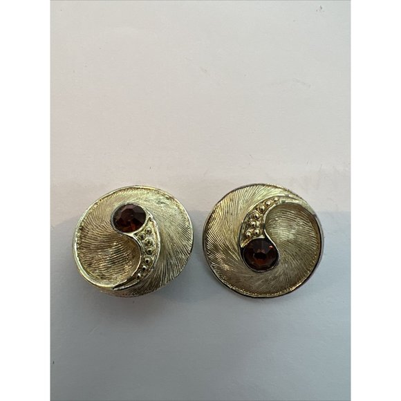 Unbranded | Jewelry | Vintage Crown Comet Swirl Golden Toned Amber ...